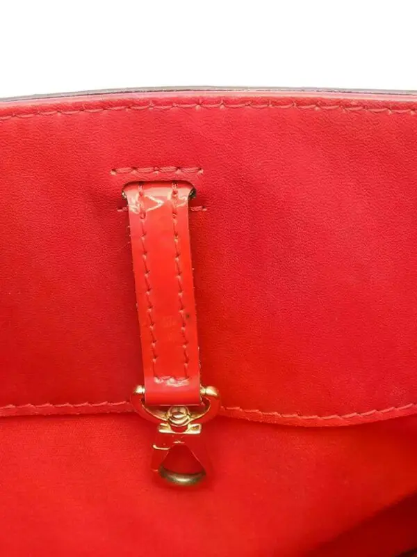 LOUIS VUITTON 2015 Monogram Vernis Montaigne Mm Satchel - Red