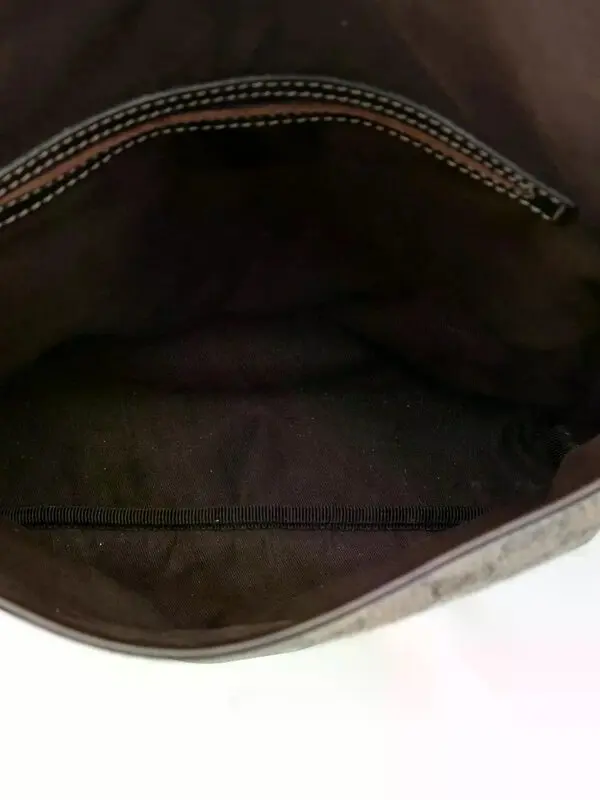 Gucci Gg Supreme Crossbody Bag - Neutrals