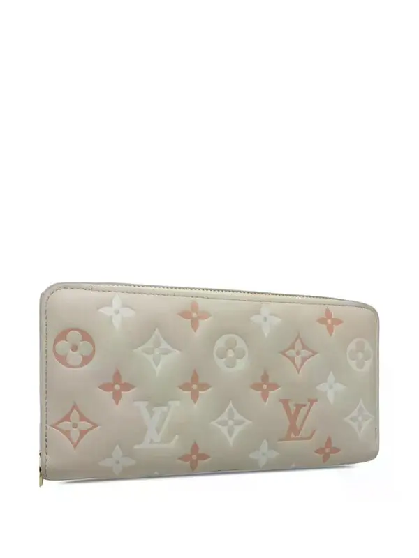 LOUIS VUITTON 2021-2026 Tricolor Monogram Embossed Lambskin Zippy Wallet Long Wallets - Brown