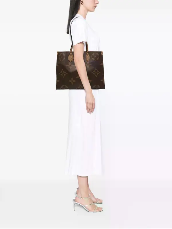 LOUIS VUITTON Onthego Gm Satchel - Brown