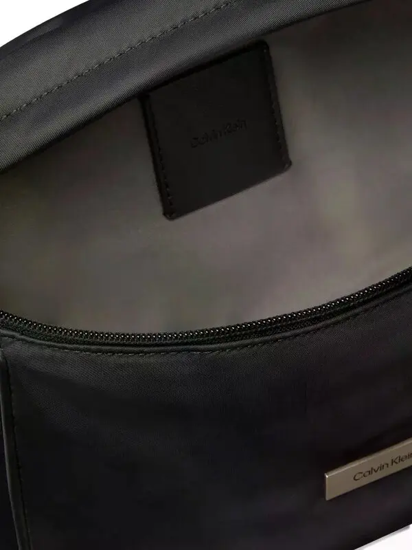 Calvin Klein Logo-plaque Belt Bag - Black