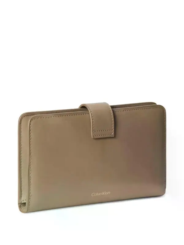 Calvin Klein Rfid Passport Wallet - Neutrals