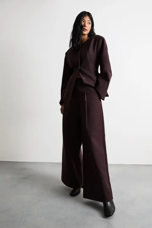 WAREHOUSE Premium Wide Leg Tailored Trousers - Berry