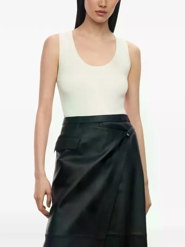 12 STOREEZ Ribbed Tank Top