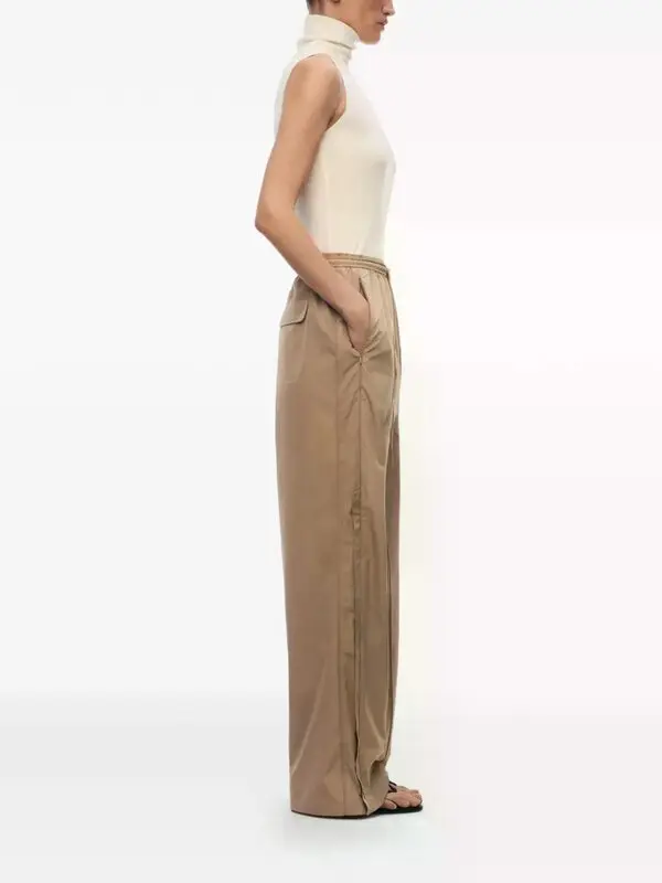 12 STOREEZ Nicole Sleeveless Roll-neck Top
