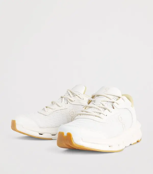 On Cloudzone Moon Sneakers - Ivory