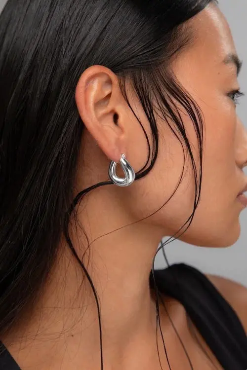 YOJ Midi Chubby Twisted Hoop Earrings