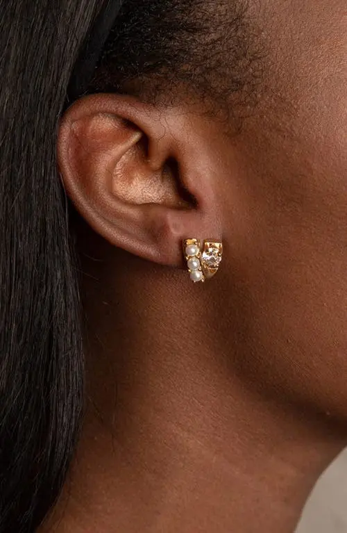 YOJ Ever Stud Pearl Earrings