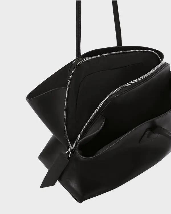 Attico La Passeggiata Medium Bag - Black
