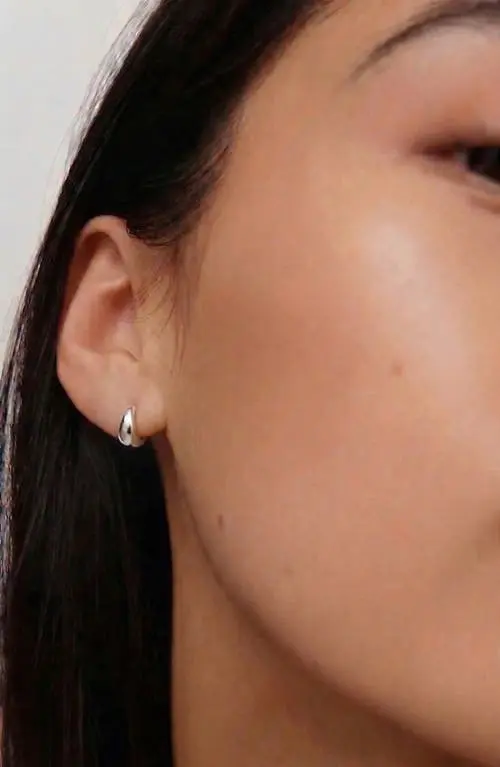 YOJ Mini Hammered Hoop Earrings - Silver