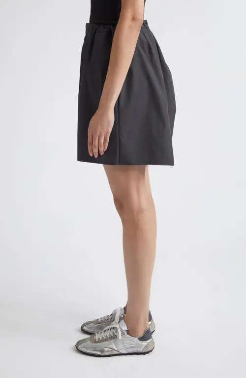 MAISON MARGIELA Raw Hem Wide-leg Shorts