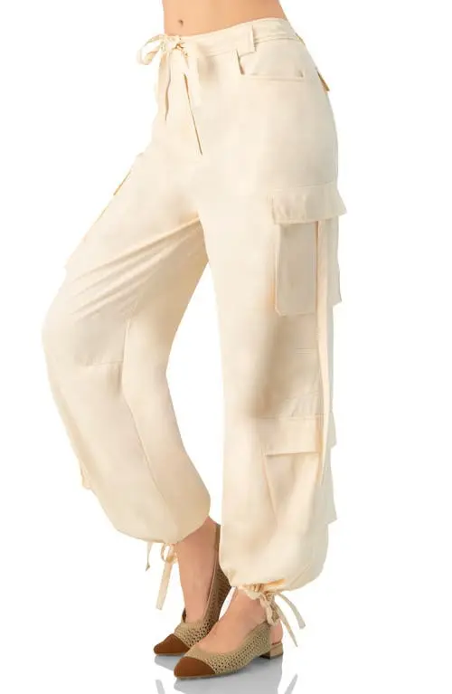IVONNE Solid Cargo Pants With Straps