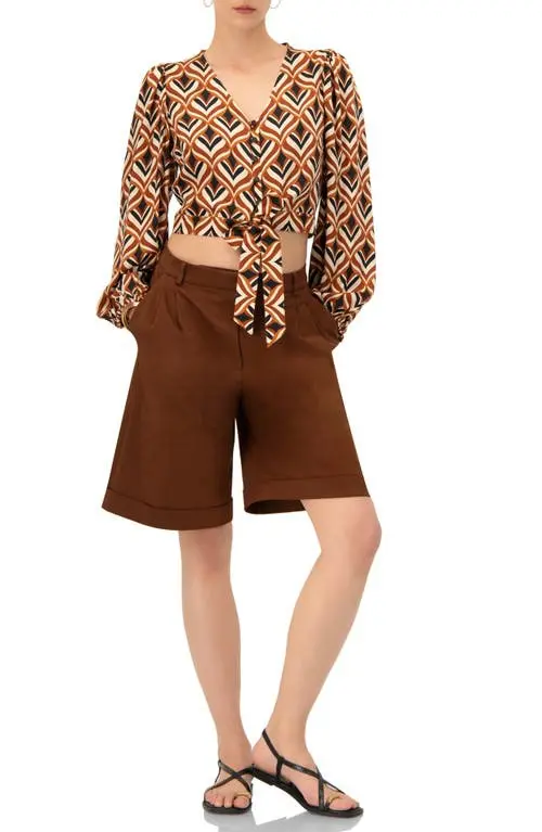 IVONNE Tailored Bermuda Shorts With Pockets
