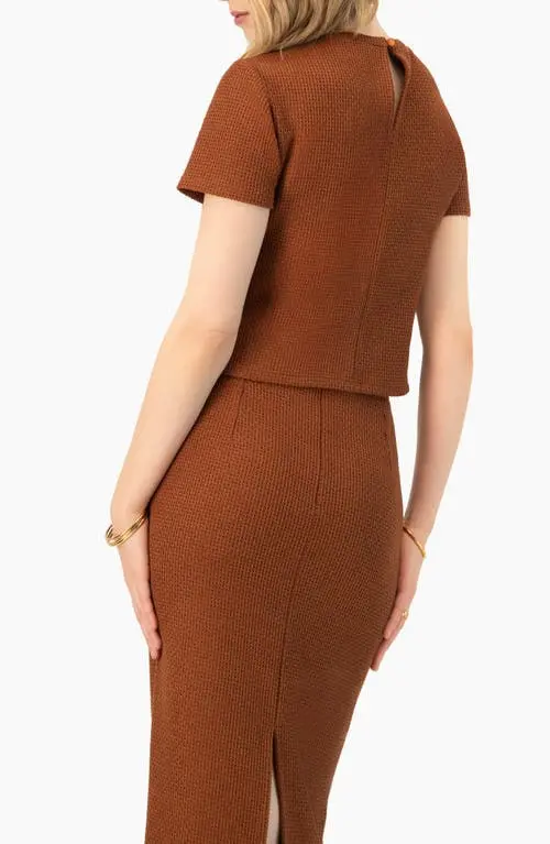 IVONNE Textured Knit Short Sleeve Top