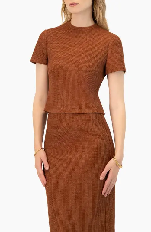 IVONNE Textured Knit Short Sleeve Top