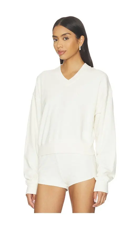 Eterne Cropped V-neck Sweatshirt In White - Bone
