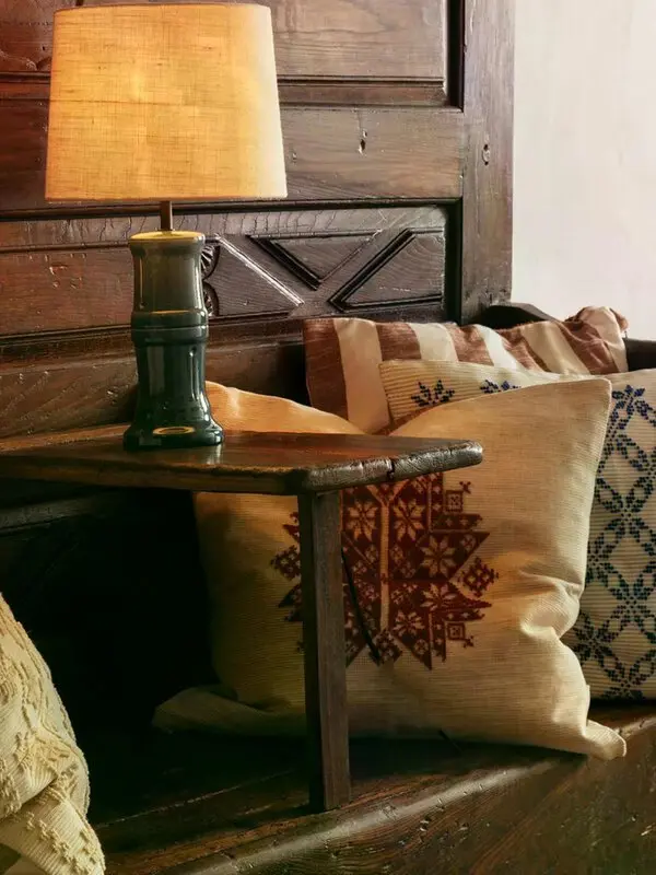 HOUSE OF CAPRICORN Carlota Pattern Cushion