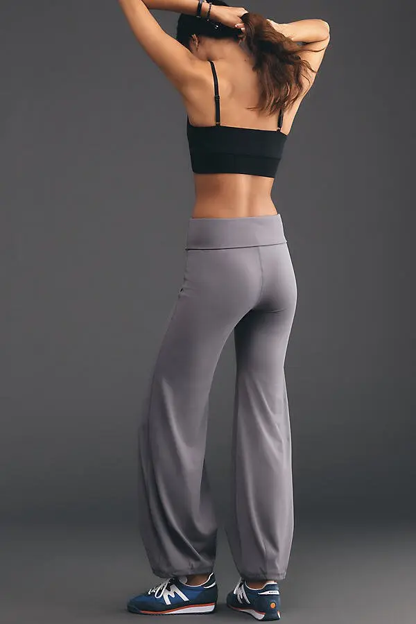 DAILY PRACTICE Foldover Bubble Pants - Plum Kitten
