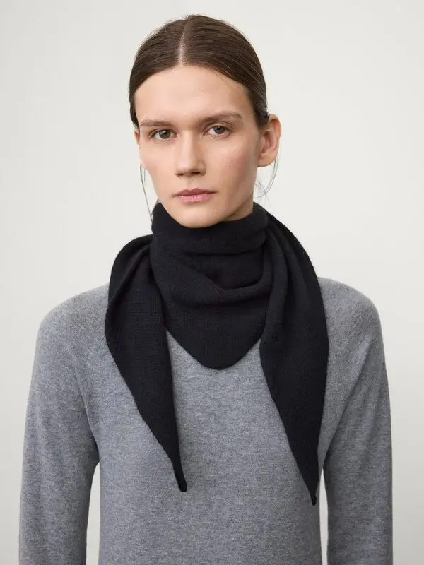 LISA YANG The Florianne Scarf - Black