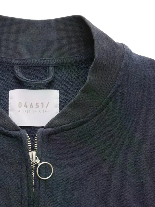 04651 / A TRIP IN A BAG Cl Bomber Zip-up Sweatshirt