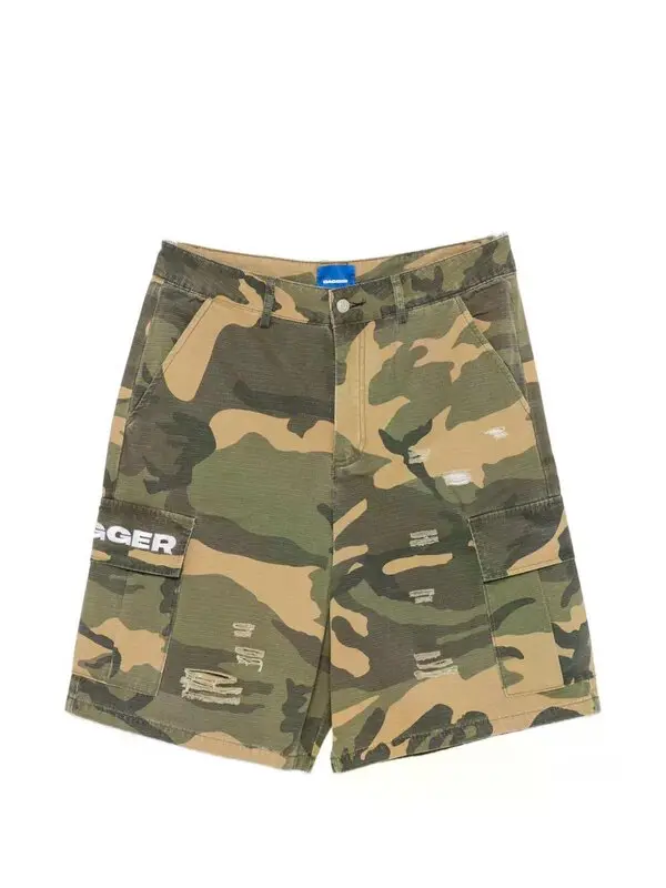 DAGGER Distressed Camouflage Print Shorts - Green
