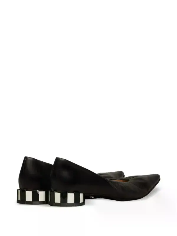 AMI Paris Pointed-toe Leather Pumps