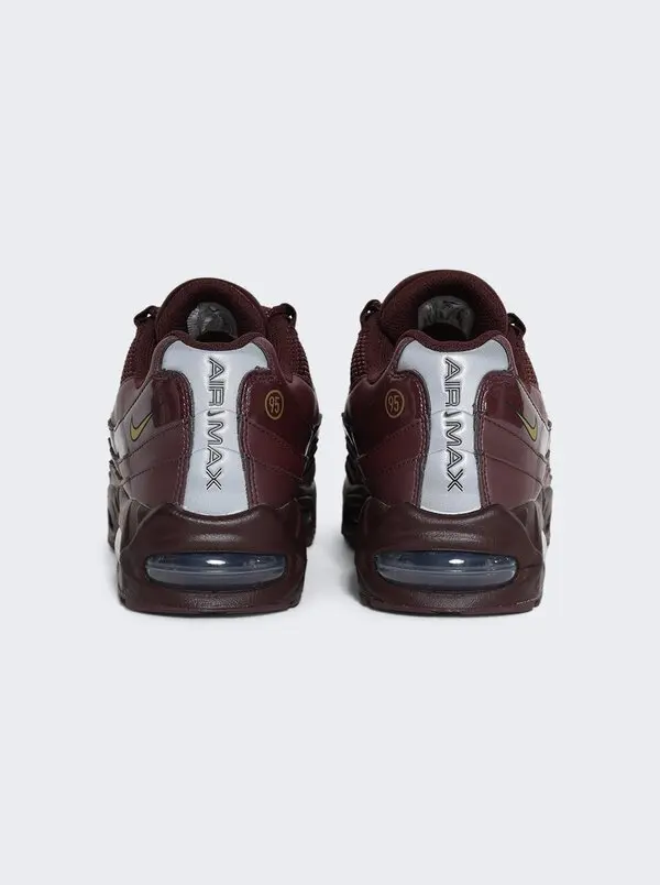 Nike Air Max 95 Sneakers - Red