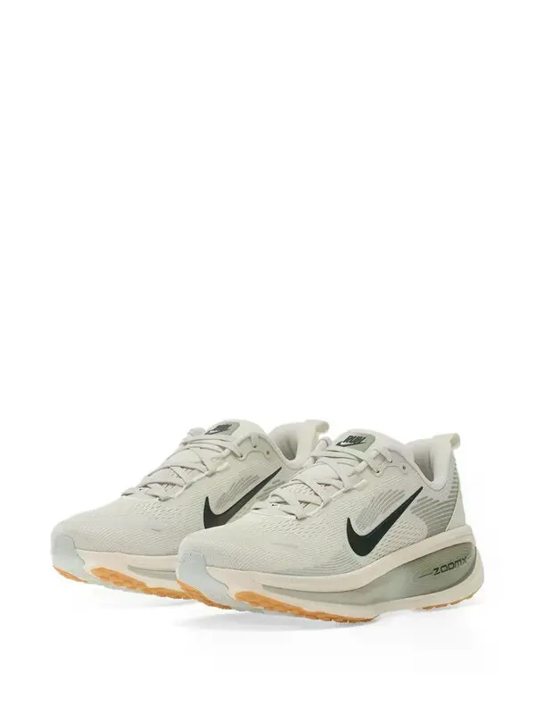 Nike Vomero 18 Sneakers - Grey