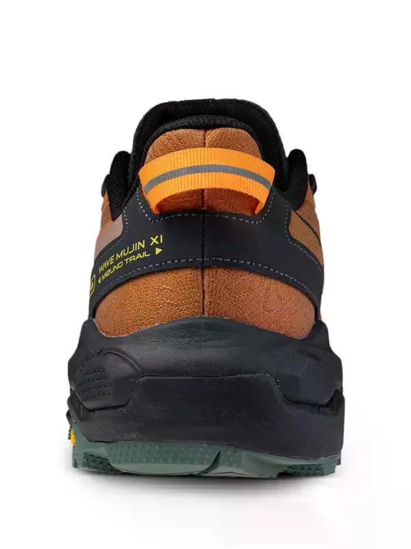 Mizuno Wave Mujin 11 Sneakers