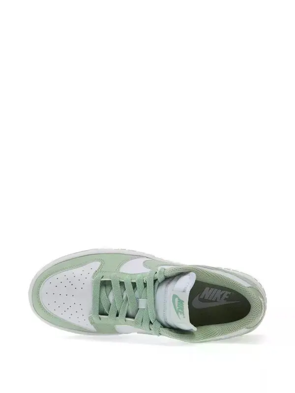 Nike Dunk Low Sneakers - Green