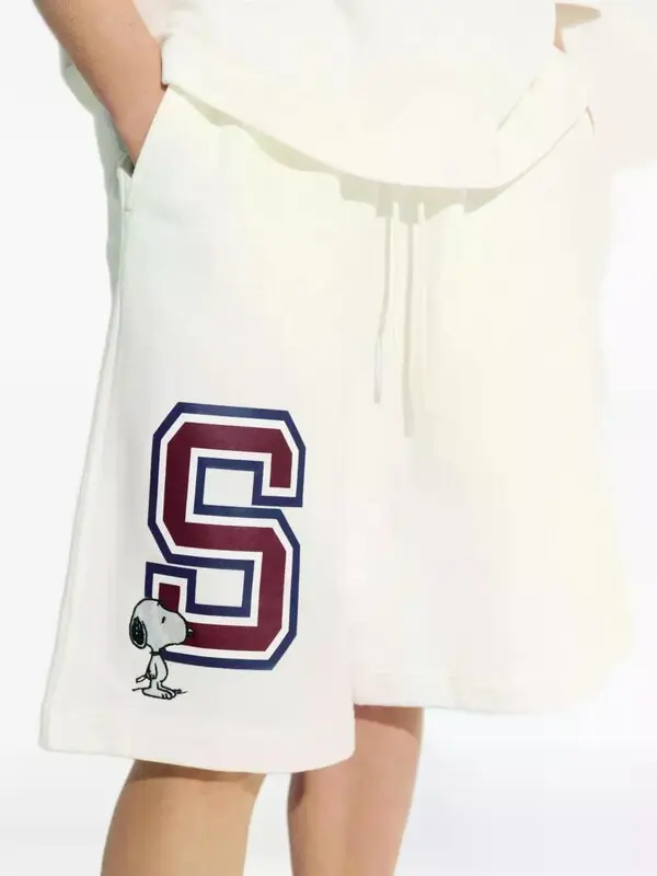 Essentiel Antwerp Peanuts™ Snoopy Patch Shorts