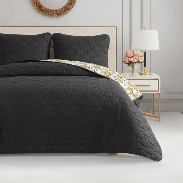 Juicy Couture Quilt Set - Cheetah Doodle Hearts