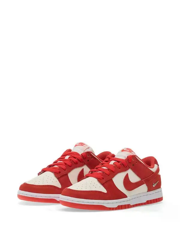 Nike Dunk Low Sneakers - Red