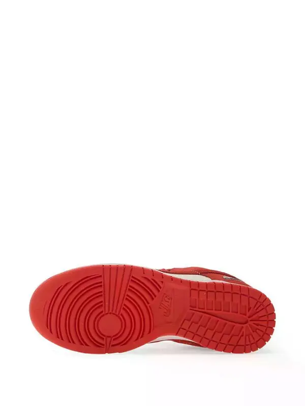 Nike Dunk Low Sneakers - Red