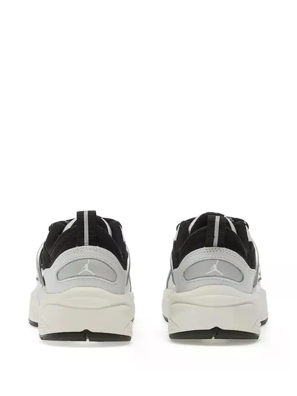 JORDAN Panelled Trunner Sneakers - Silver
