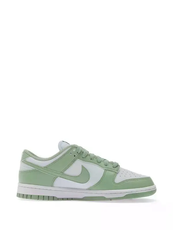 Nike Dunk Low Sneakers - Green
