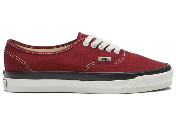 VANS Authentic 44 Deck Sneakers - Bordeaux Red