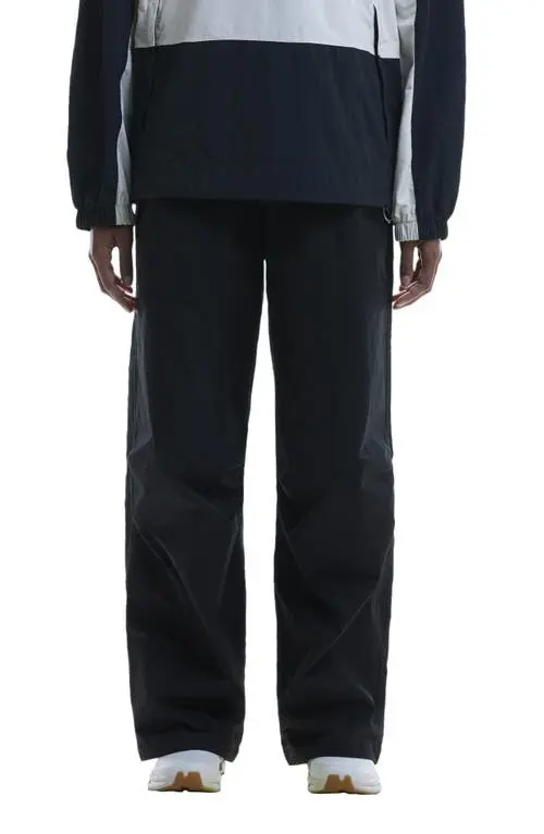 On X Zendaya Parachute Pants - Black