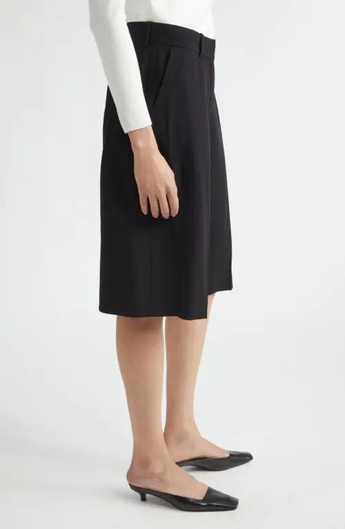 TOTEME Wide Leg Knee-length Shorts