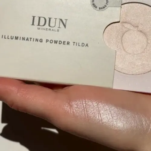 IDUN MINERALS Translucent Illuminating Mineral Powder