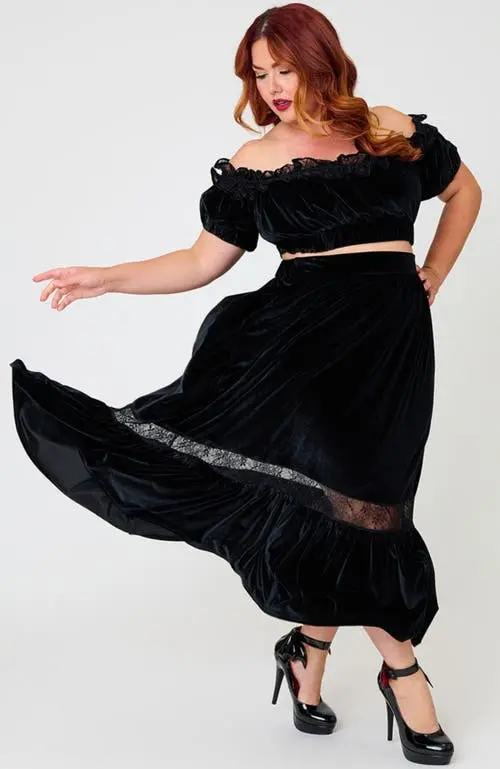 Unique Vintage Tiered Midi Skirt With Floral Print - Black Solid