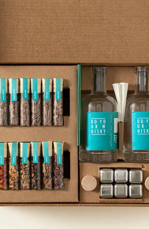 UNCOMMON GOODS Whiskey Making Kit