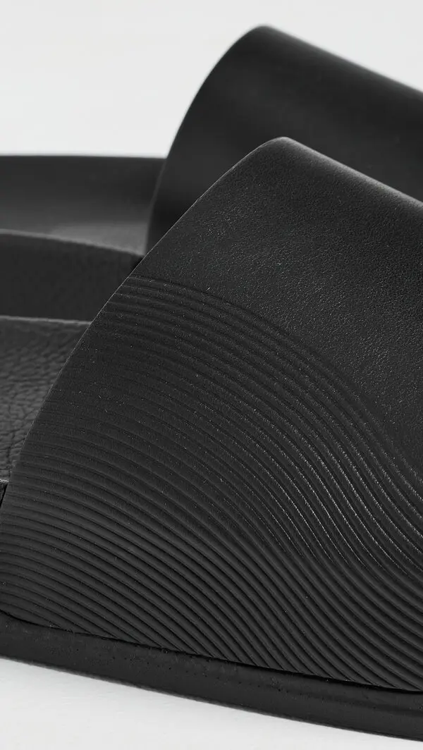 Frescobol Carioca Humberto Leather Wave Print Slides - Black