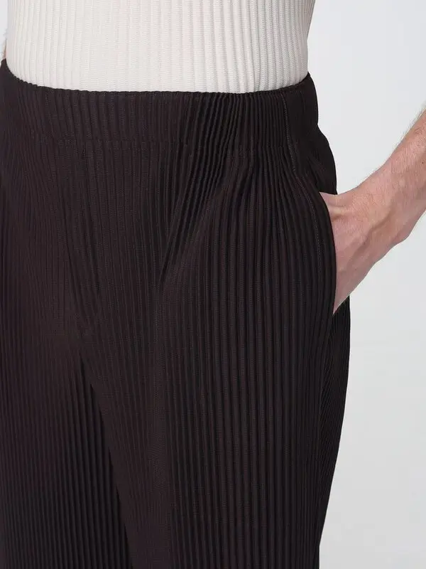 Issey Miyake Homme Plissé Pleated Technical Crêpe Shorts - Black