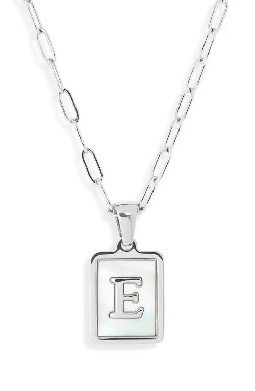 THE SIS KISS Ocean Drive Initial Pendant Necklace - Silver E