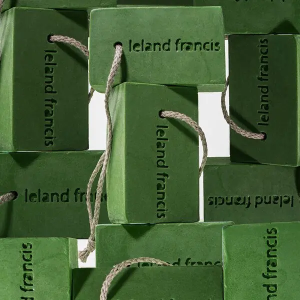 LELAND FRANCIS La Reinabathing Bar - None