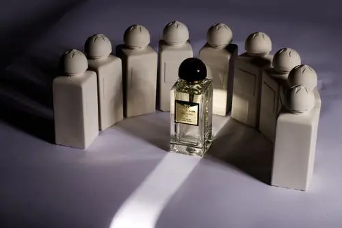 MAISON NOIR Volantis 685 - None