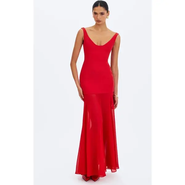 MISS CIRCLE Verona Scoop Neck Fla Maxi Dress - Red