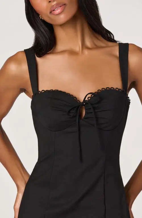 Astr The Label Raziela Scalloped Trim Pencil Dress