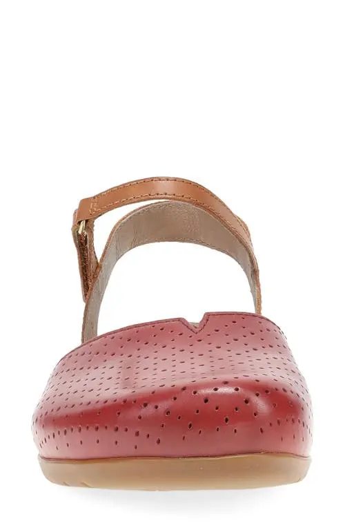 Dansko Rowan Flat - Red Perf